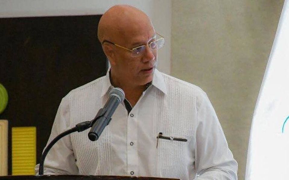 Rompe Tirso Esquivel con Laura Fernández - Grupo Pirámide