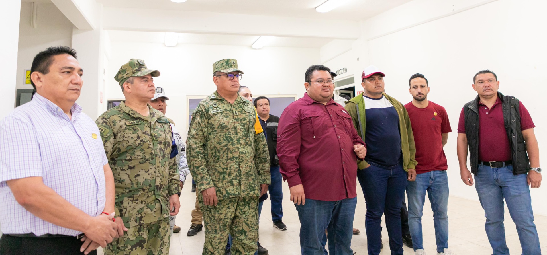 Verifica Chacón zonas bajas de Cozumel y refugio temporal ante el paso ...